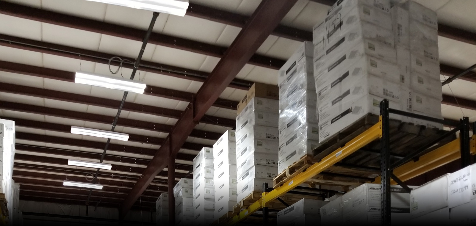 Linear High Bay With Motion Sensor